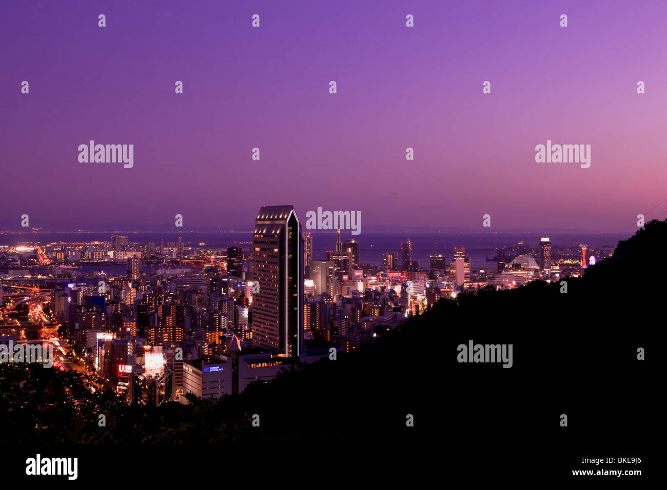 Night view of Kobe Stock Photo - Alamy