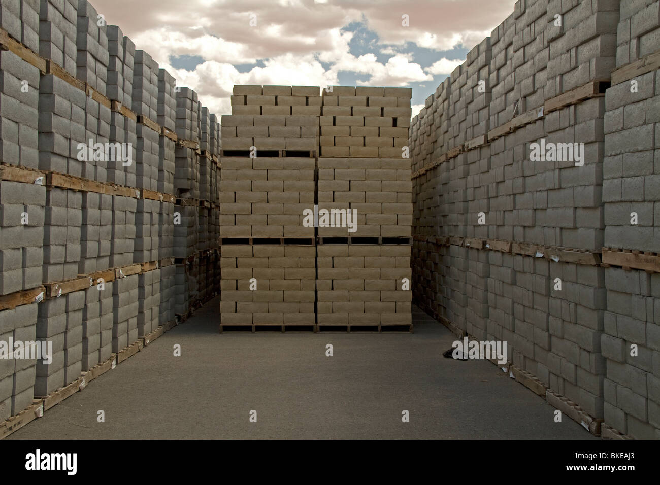 pallets of brick in a brick yard Stock Photo - Alamy