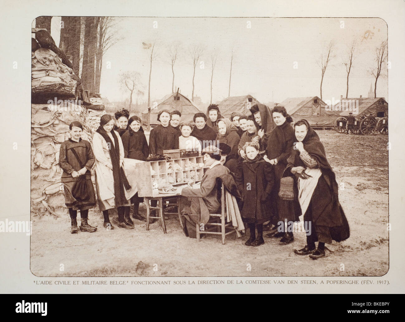 Countess van den Steen helping women at WW1 refugee camp at Poperinge ...