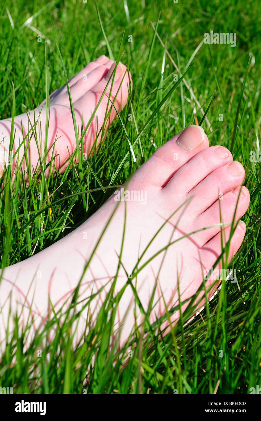 Grass grow under my feet hi-res stock photography and images - Alamy