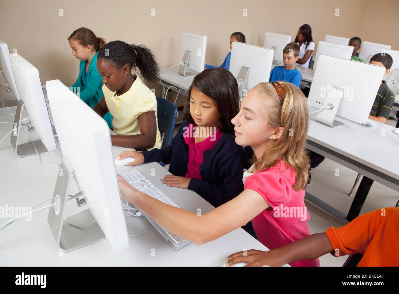 Students In Computer Class Stock Photo - Alamy