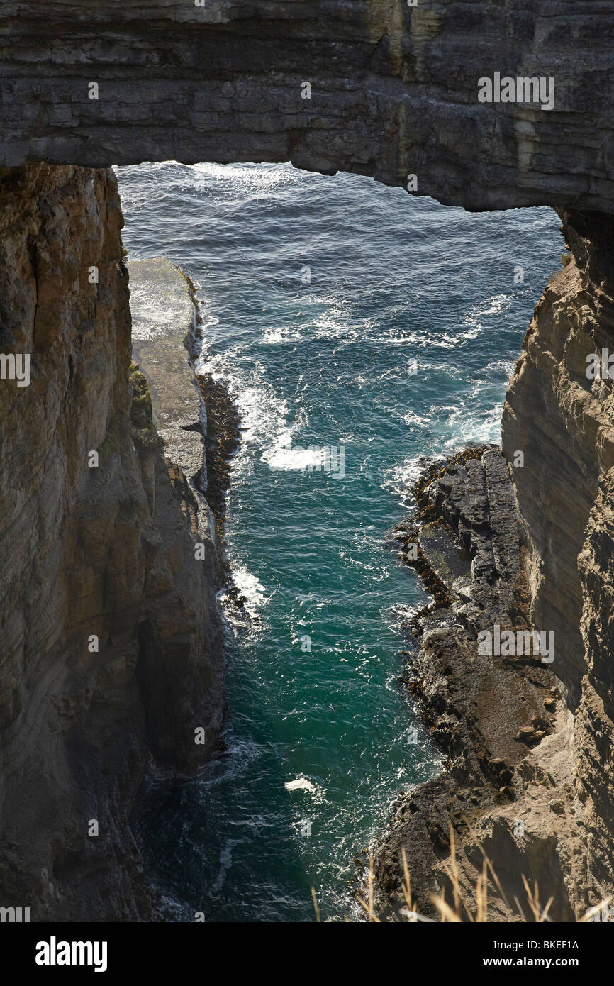 Tasman arch hi-res stock photography and images - Alamy