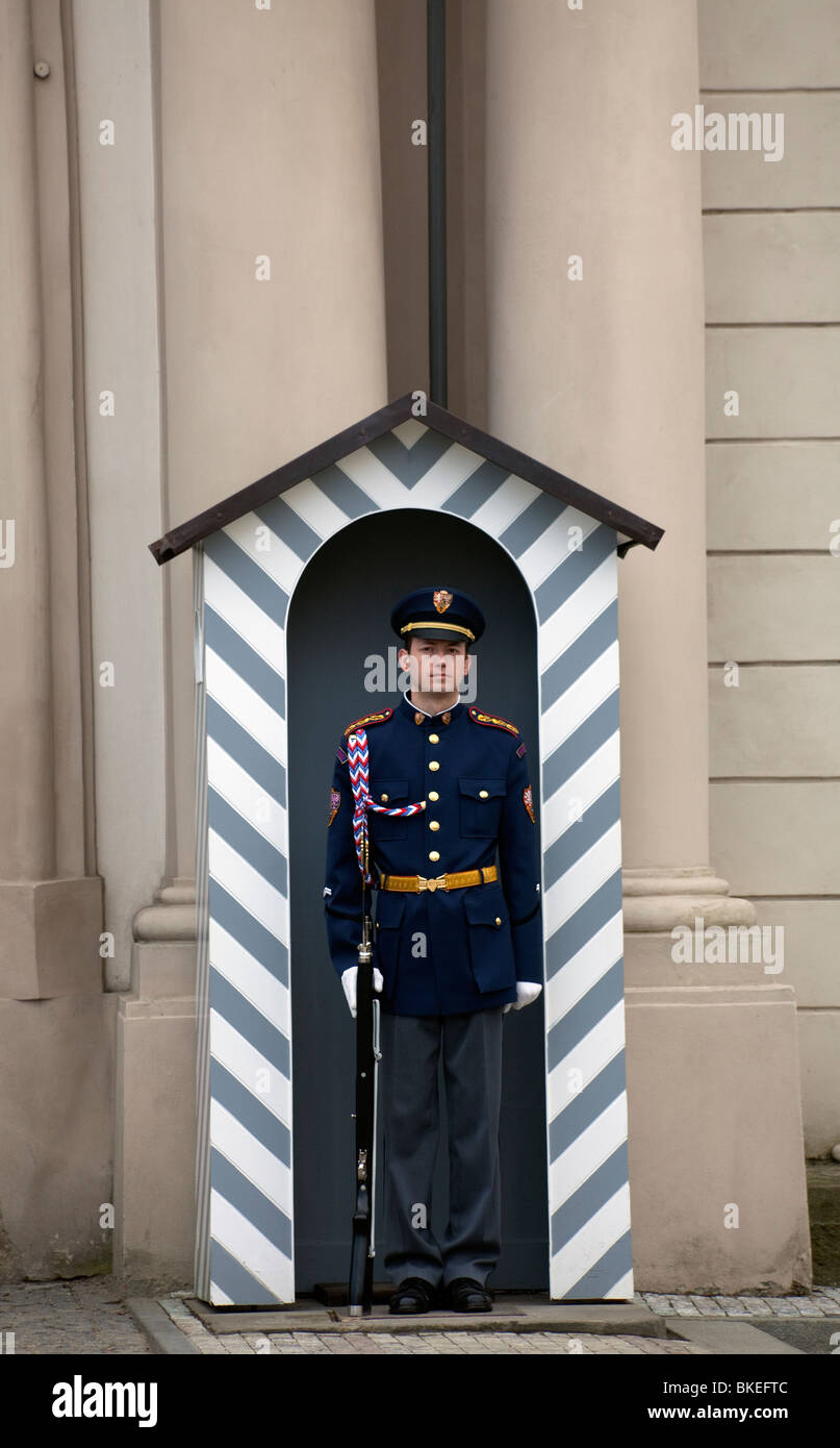 guard at gate at entrance to Prague castle, Czech Republic Stock Photo ...