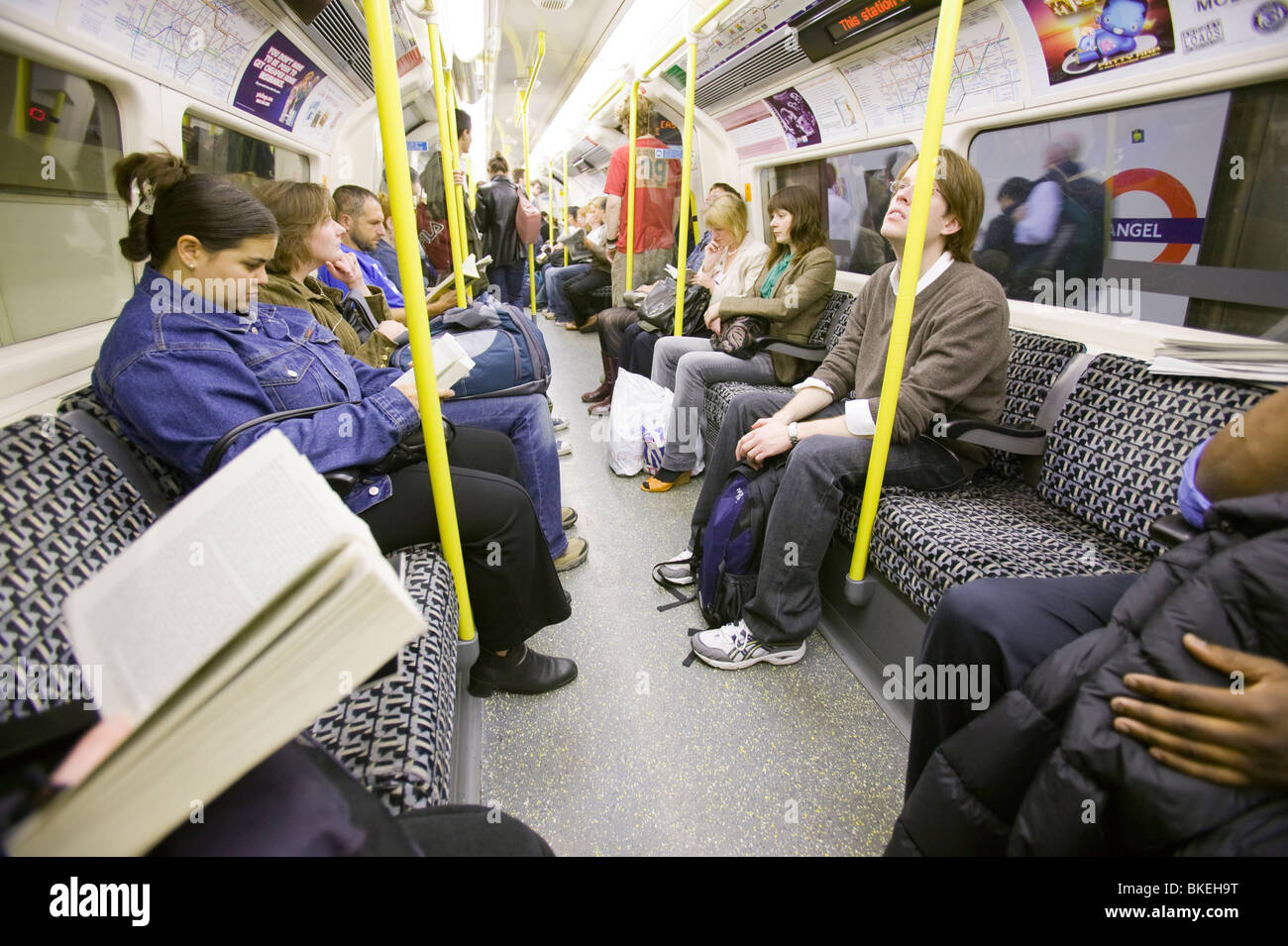 Packed london underground train hi-res stock photography and images - Alamy