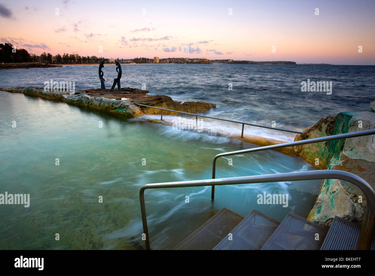 Manly rock pool Stock Photo - Alamy