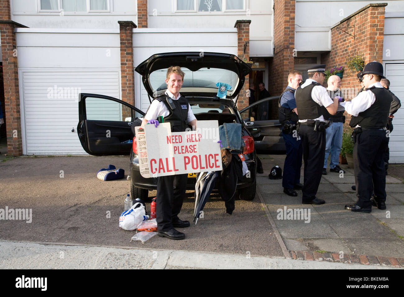 Police house call hi-res stock photography and images - Alamy