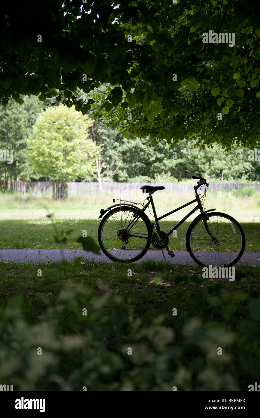 Lonely bike hi-res stock photography and images - Alamy