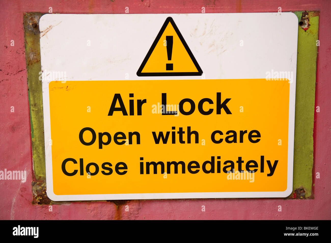 Air lock hi-res stock photography and images - Alamy