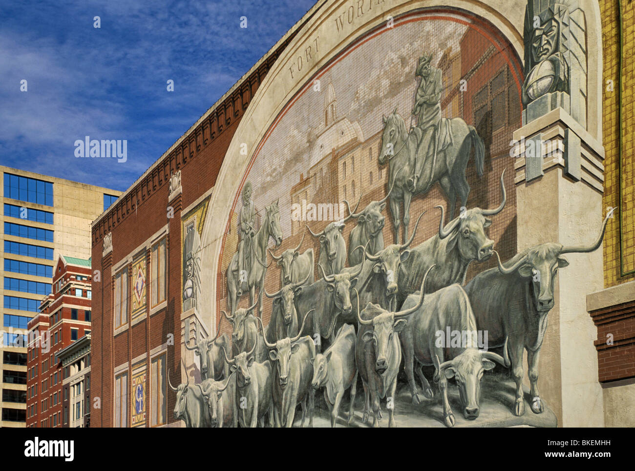 Chisholm Trail Cattle Drive mural by Richard Haas at Sundance Square in ...