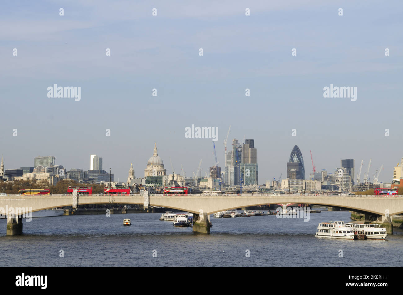 Thames city hi-res stock photography and images - Alamy