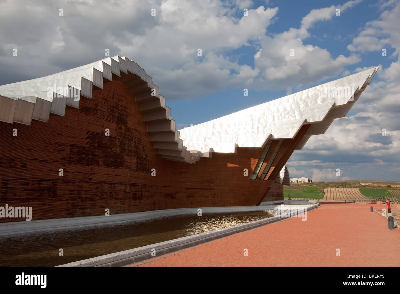 Ysios winery at laguardia hi-res stock photography and images - Alamy