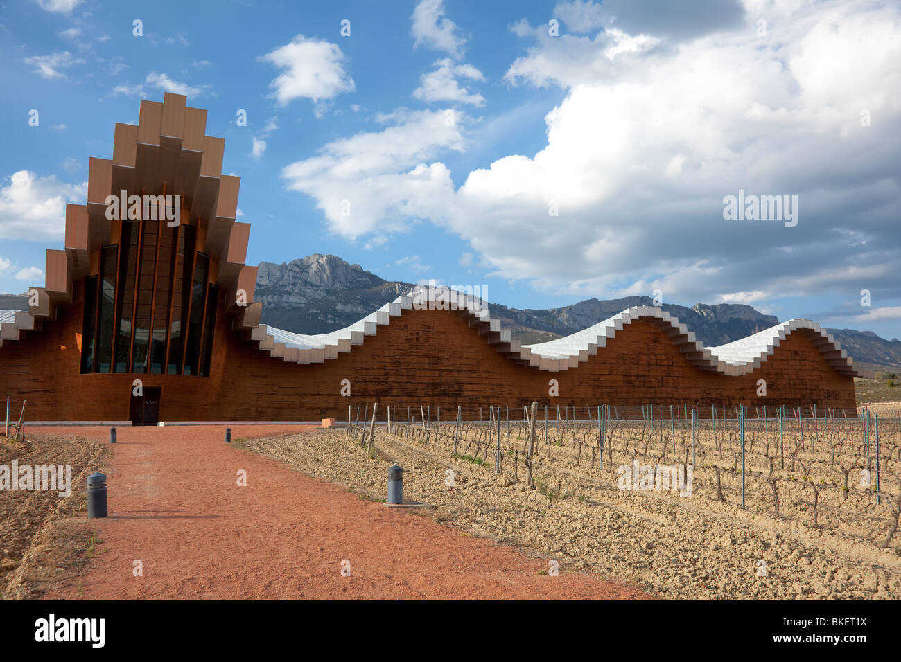 Ysios winery, Laguardia, Alava, Spain Stock Photo - Alamy