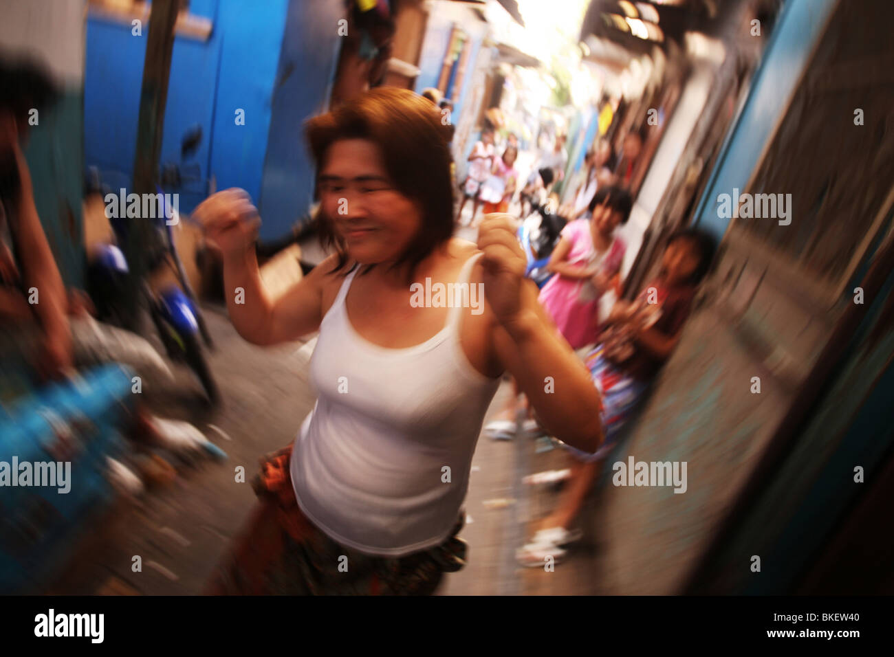 Bangkok slum community hi-res stock photography and images - Alamy