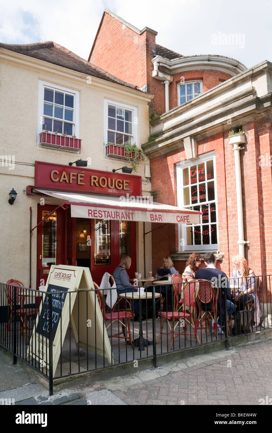Uk cafe rouge hi-res stock photography and images - Alamy