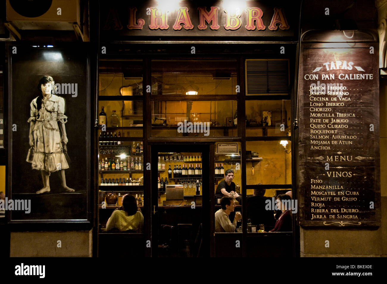 Restaurant old hi-res stock photography and images - Alamy