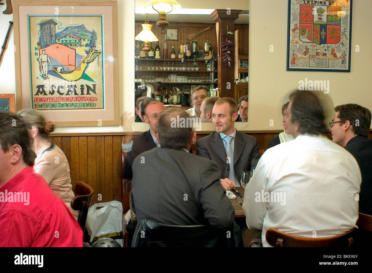 Vintage french bistro poster hi-res stock photography and images - Alamy