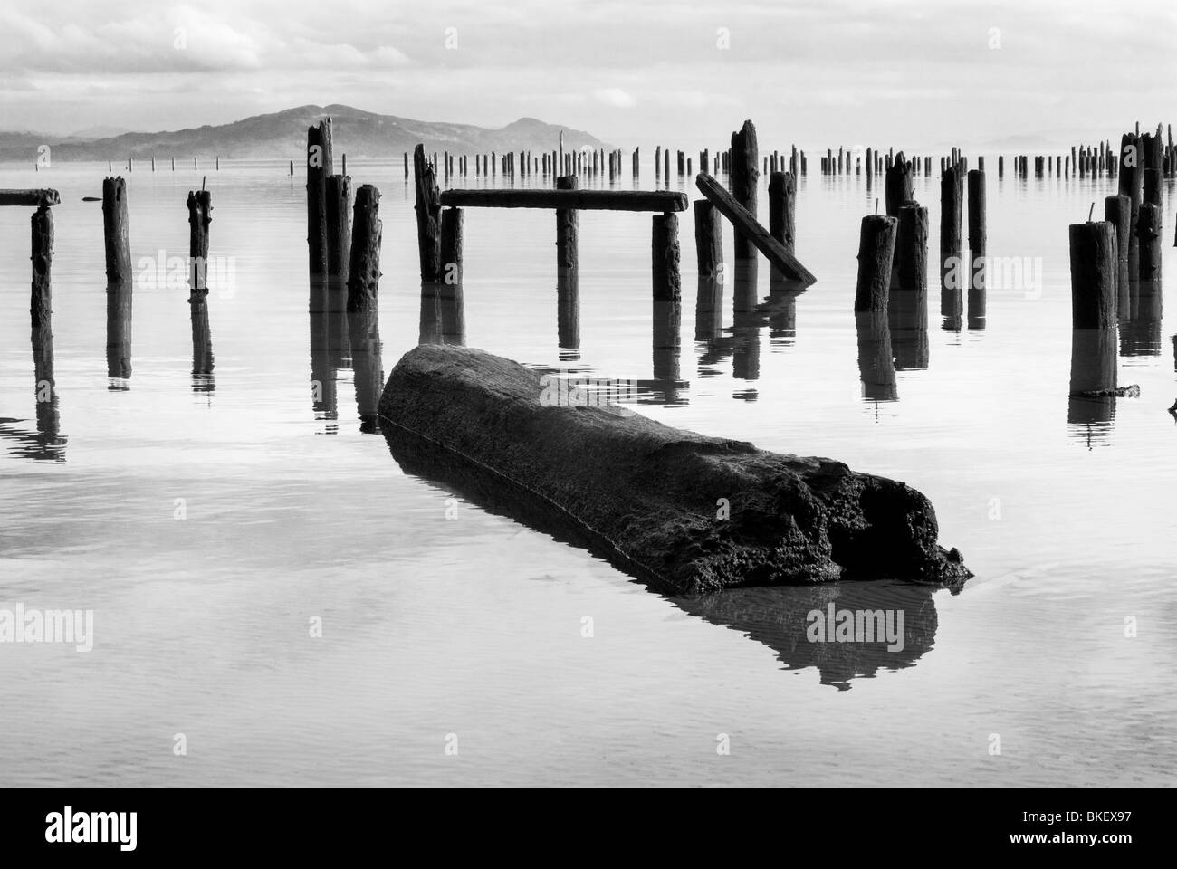 Old piers hi-res stock photography and images - Alamy