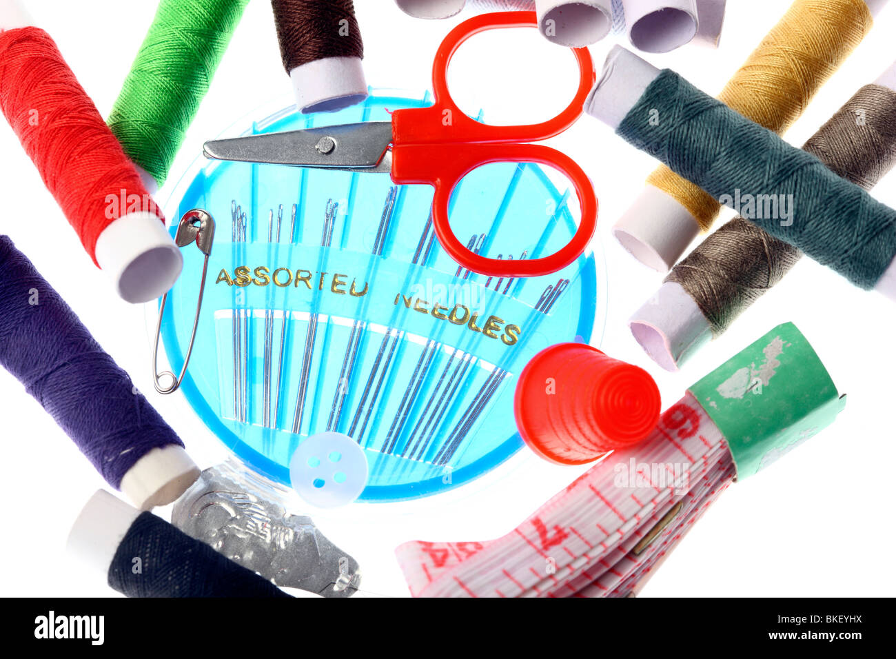 traveling set, during transport, sewing cotton, small shear, tapeline ...