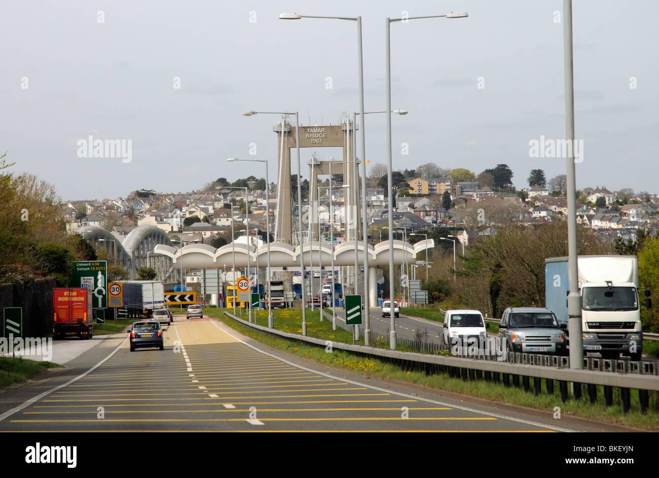 Traffic on the A38 Parkway road approaching & leaving the Tamar toll ...