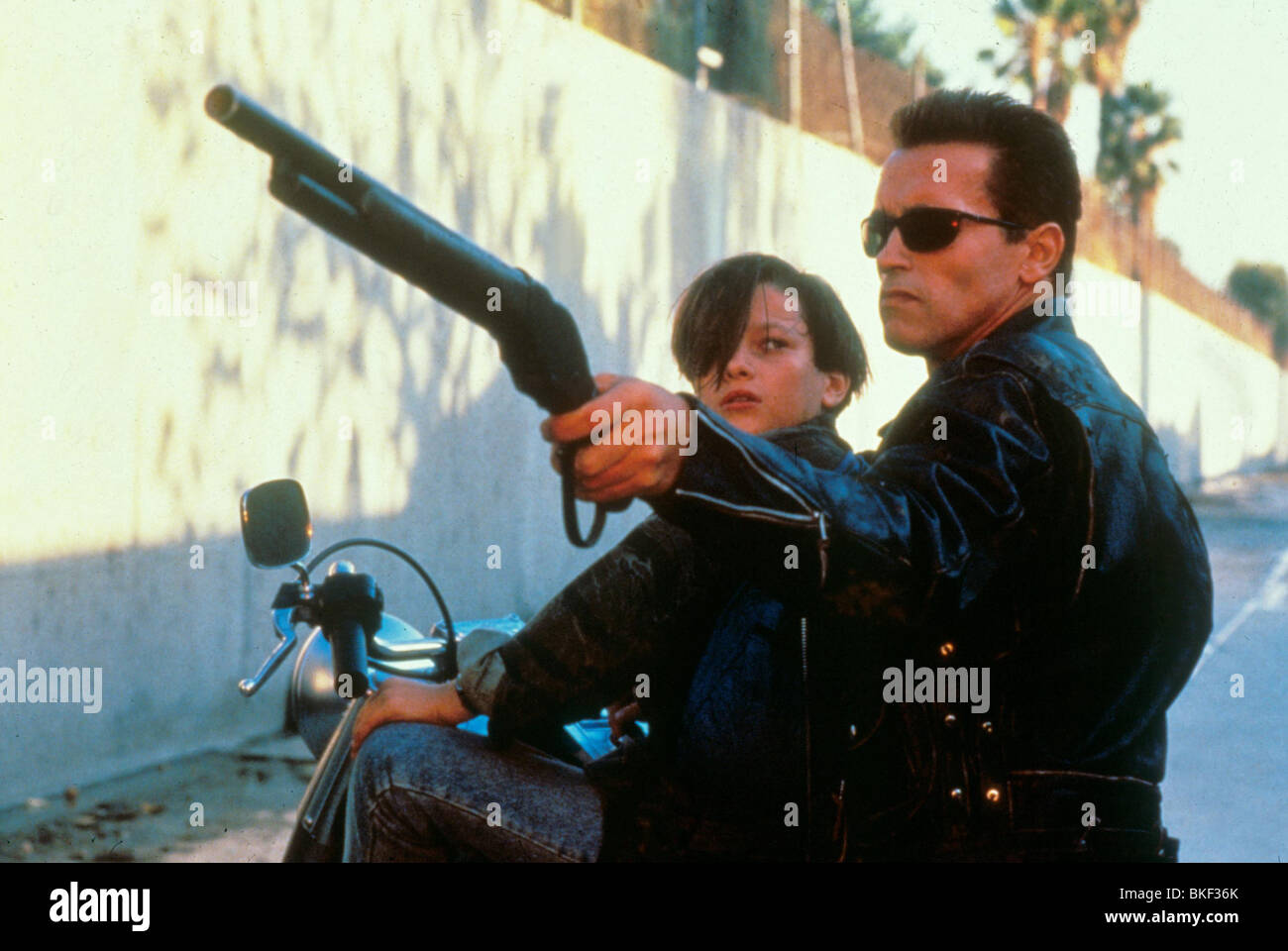 TERMINATOR 2: JUDGEMENT DAY (1991) EDWARD FURLONG, ARNOLD ...