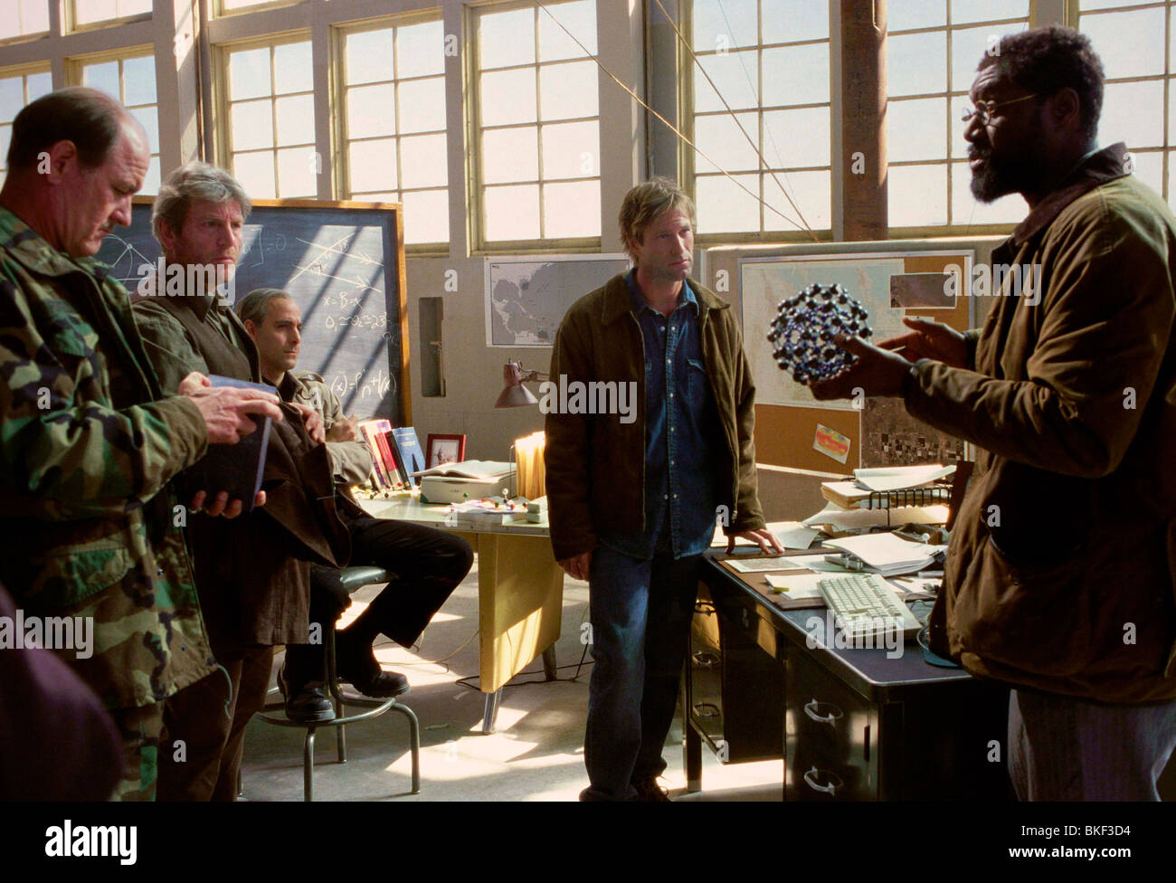 THE CORE (2003) RICHARD JENKINS, TCHEKY KARYO, STANLEY TUCCI, AARON ...