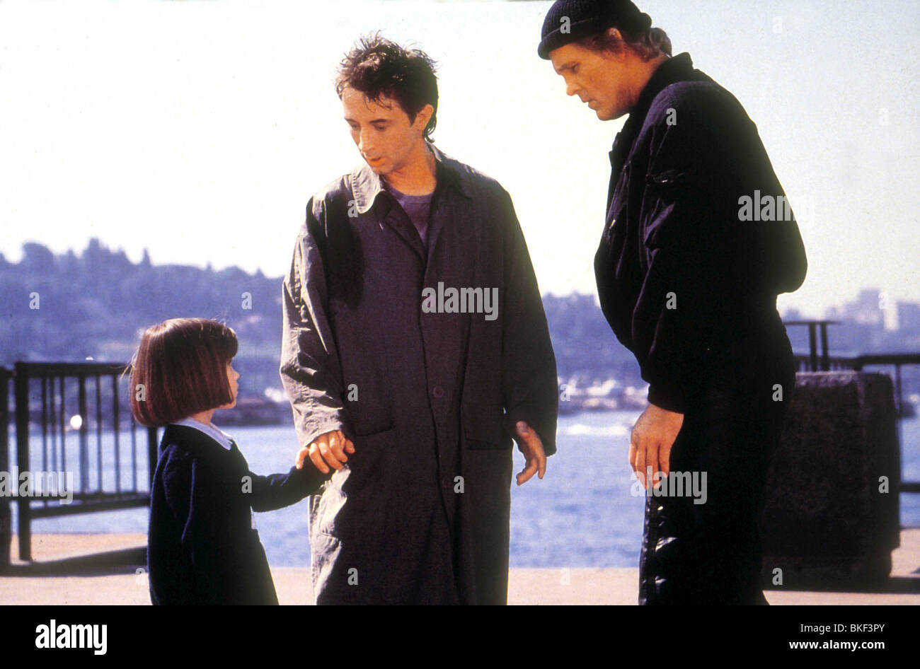 THREE FUGITIVES (1989) 3 FUGITIVES (ALT) SARAH ROWLAND DOROFF, MARTIN ...