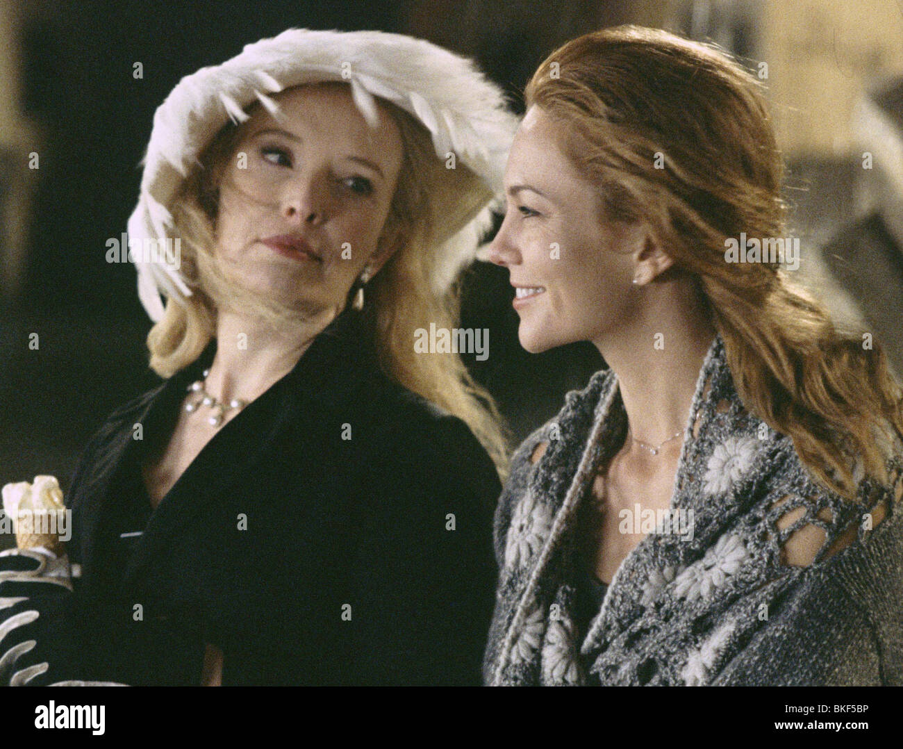 Lindsay duncan hi-res stock photography and images - Alamy