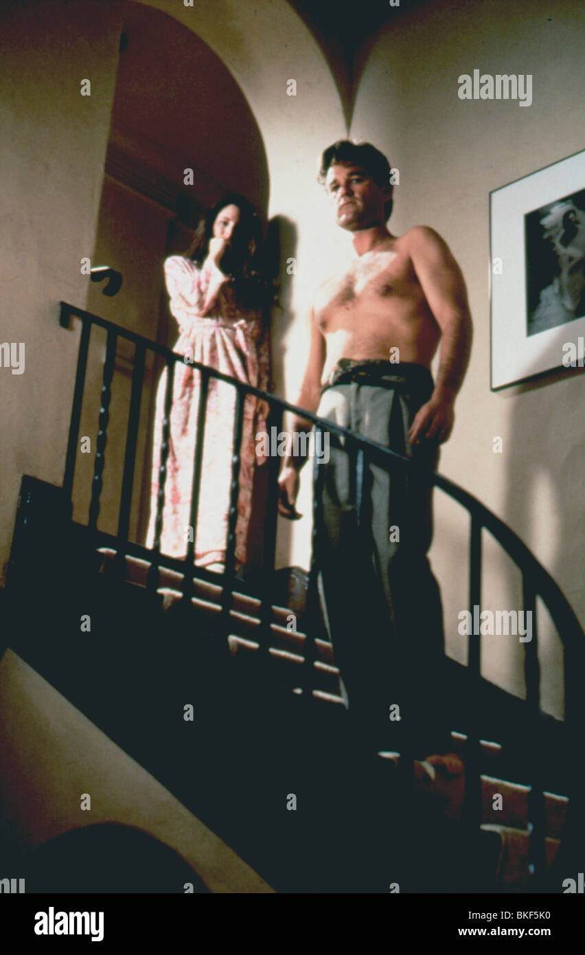UNLAWFUL ENTRY (1992) MADELEINE STOWE, KURT RUSSELL UNE 020 Stock Photo - Alamy