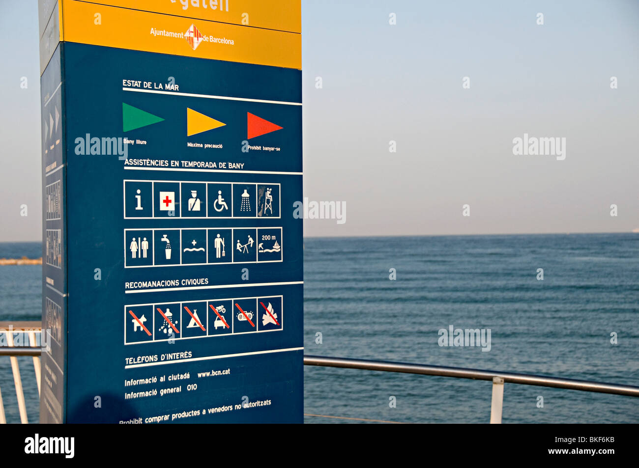 Barcelona beach sign rules hi-res stock photography and images - Alamy