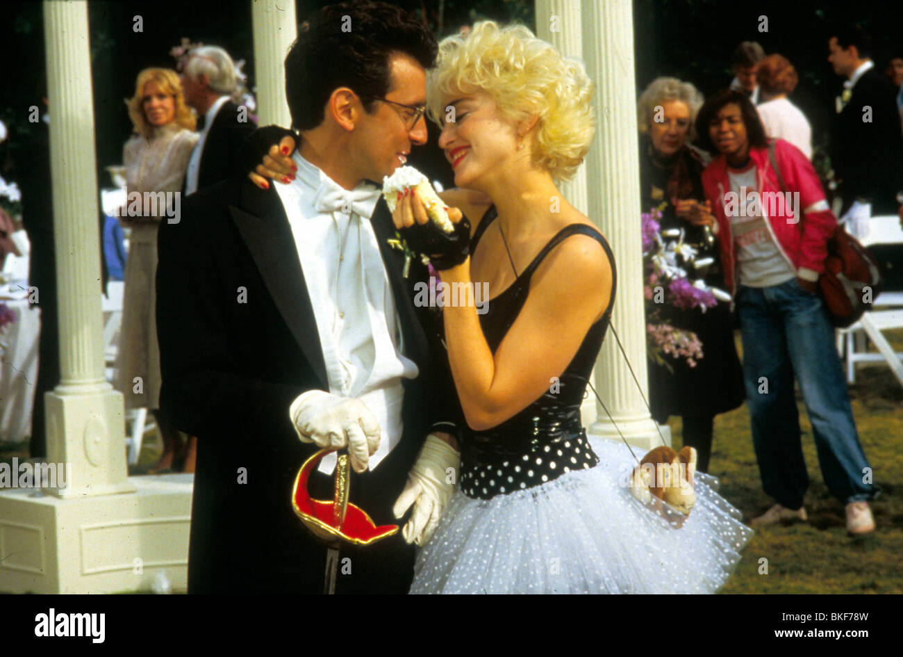 WHO'S THAT GIRL (1987) GRIFFIN DUNNE,MADONNA WTG 038 Stock Photo - Alamy