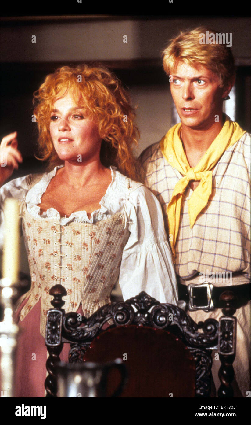 YELLOWBEARD (1983) MADELEINE KAHN, DAVID BOWIE YLB1 002 Stock Photo - Alamy