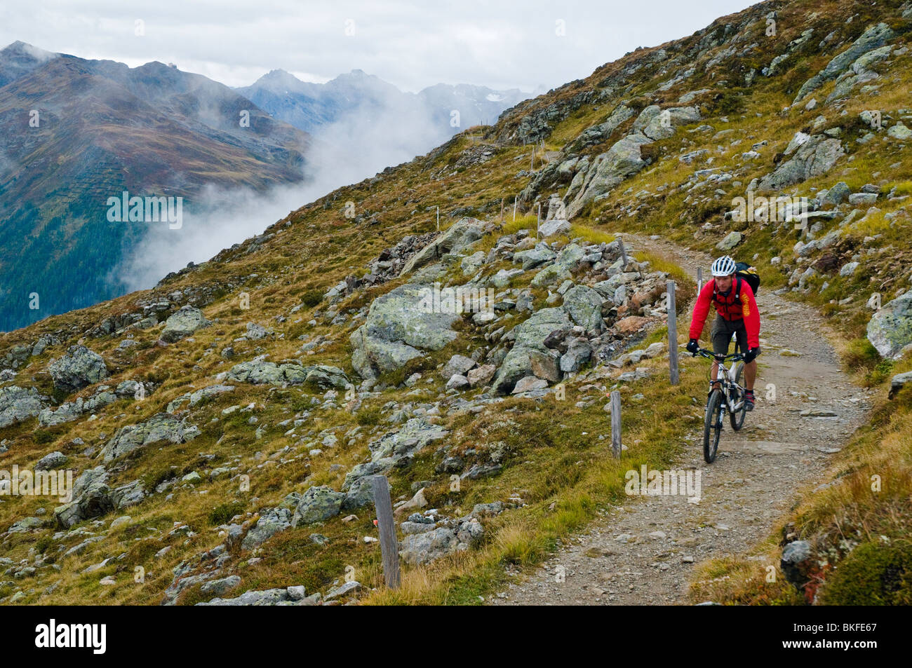 Easy trail hi-res stock photography and images - Alamy