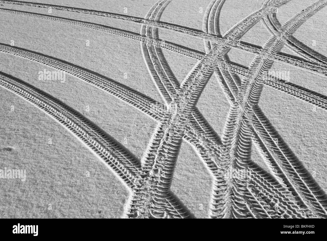 Cross snow pattern hi-res stock photography and images - Alamy
