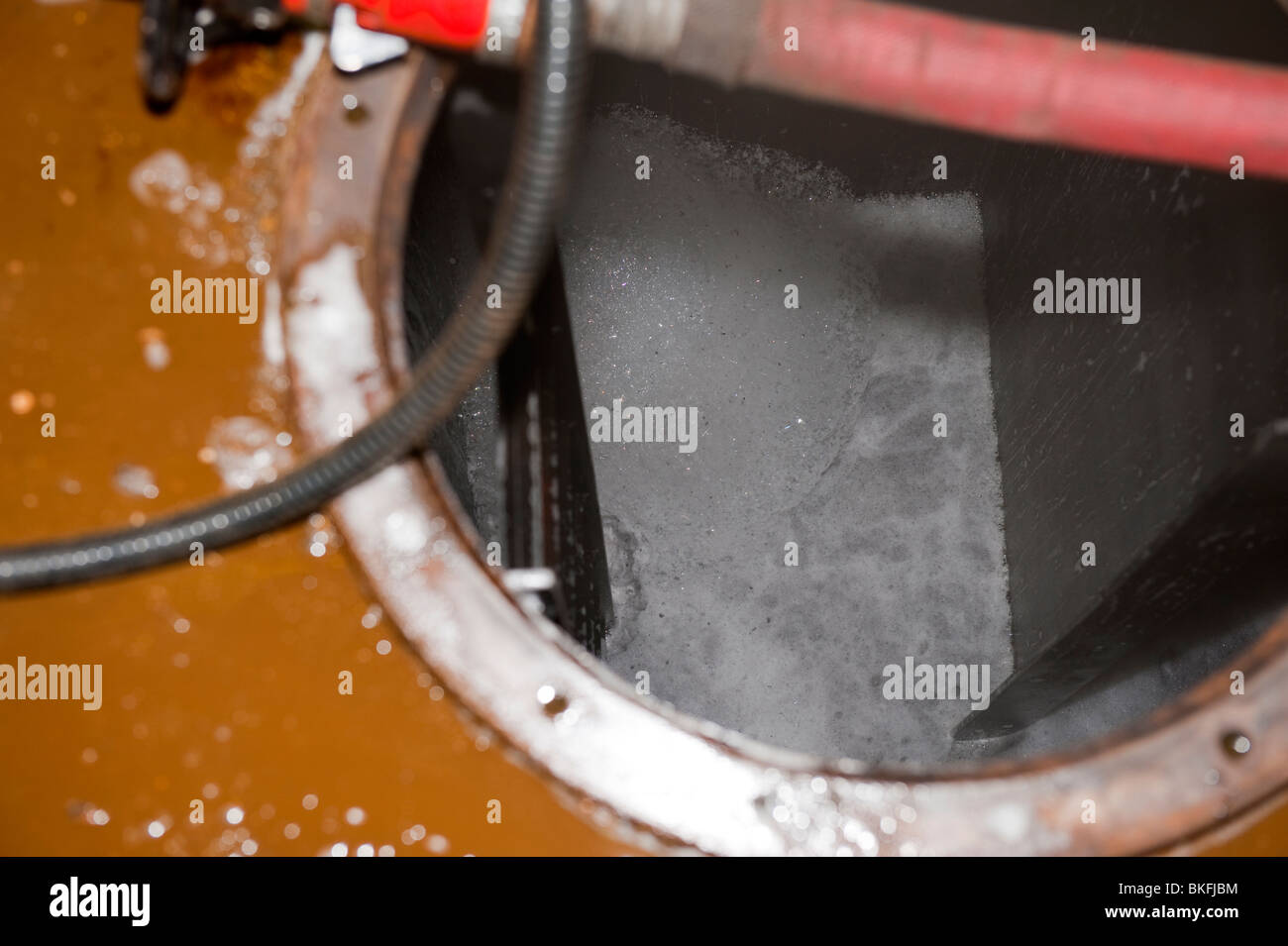 Tank ships hi-res stock photography and images - Alamy