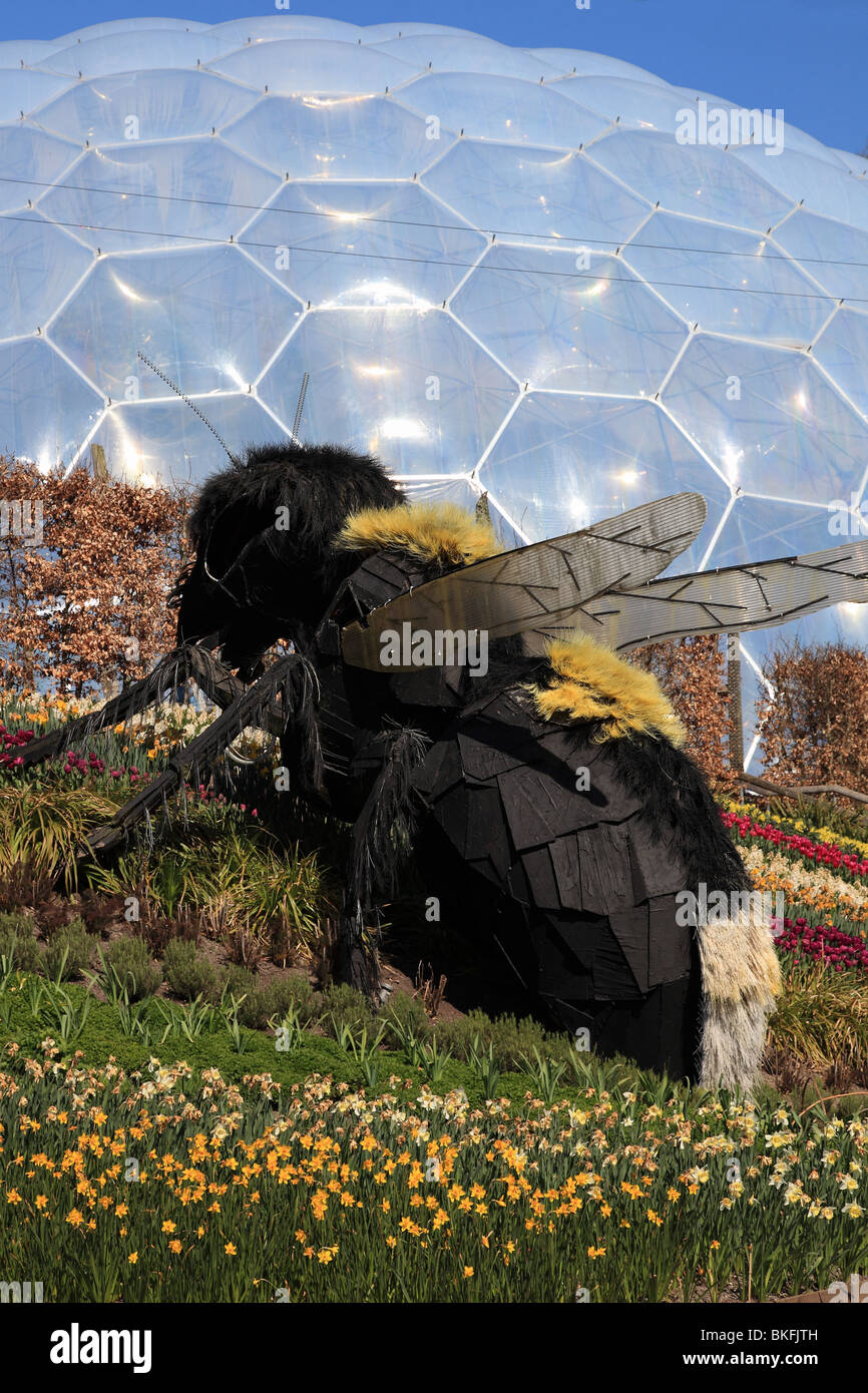 Giant fly sculpture in Eden Project gardens Cornwall England Stock ...