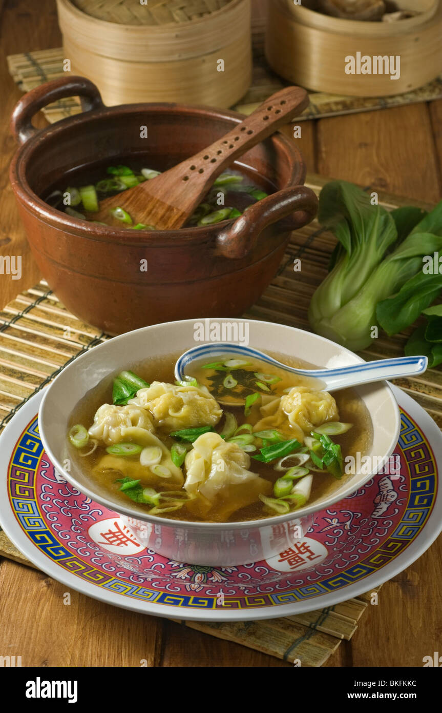 Soup won ton hi-res stock photography and images - Alamy