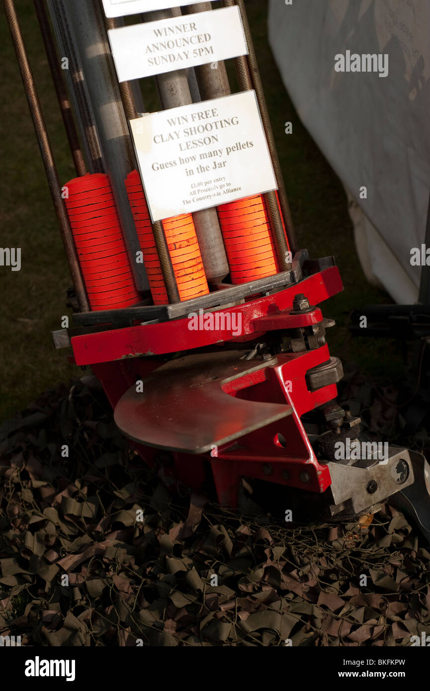 Clay Pigeon Trap Thrower machine Stock Photo - Alamy