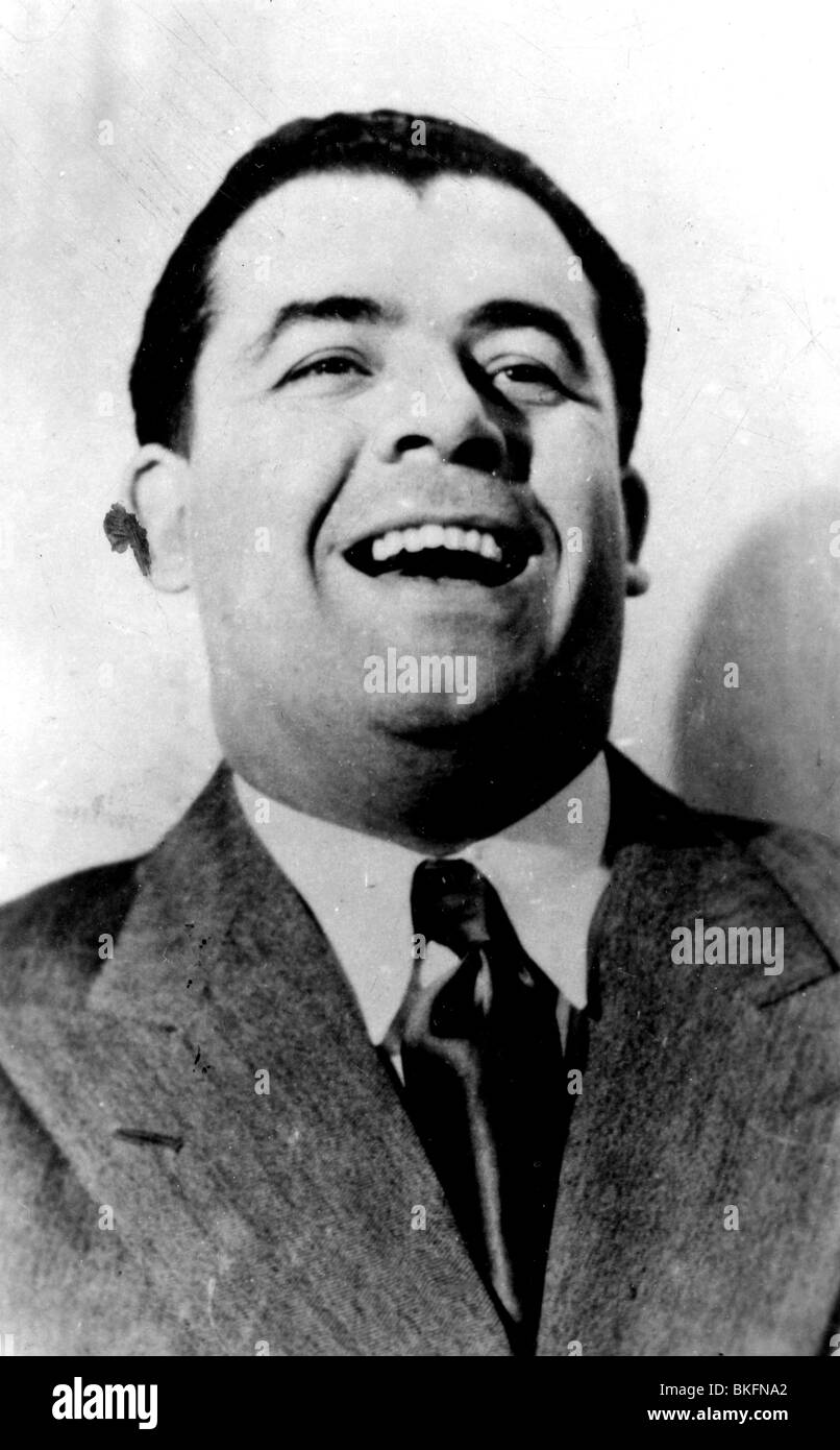 ISSY BONN - UK Jewish actor, singer and comedian (1893-1977 Stock Photo ...