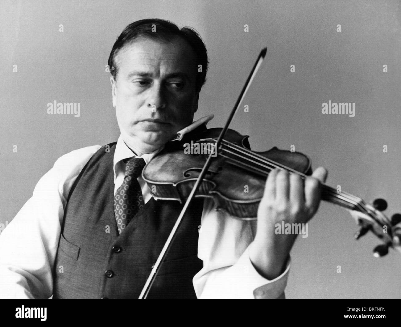 Szeryng hi-res stock photography and images - Alamy