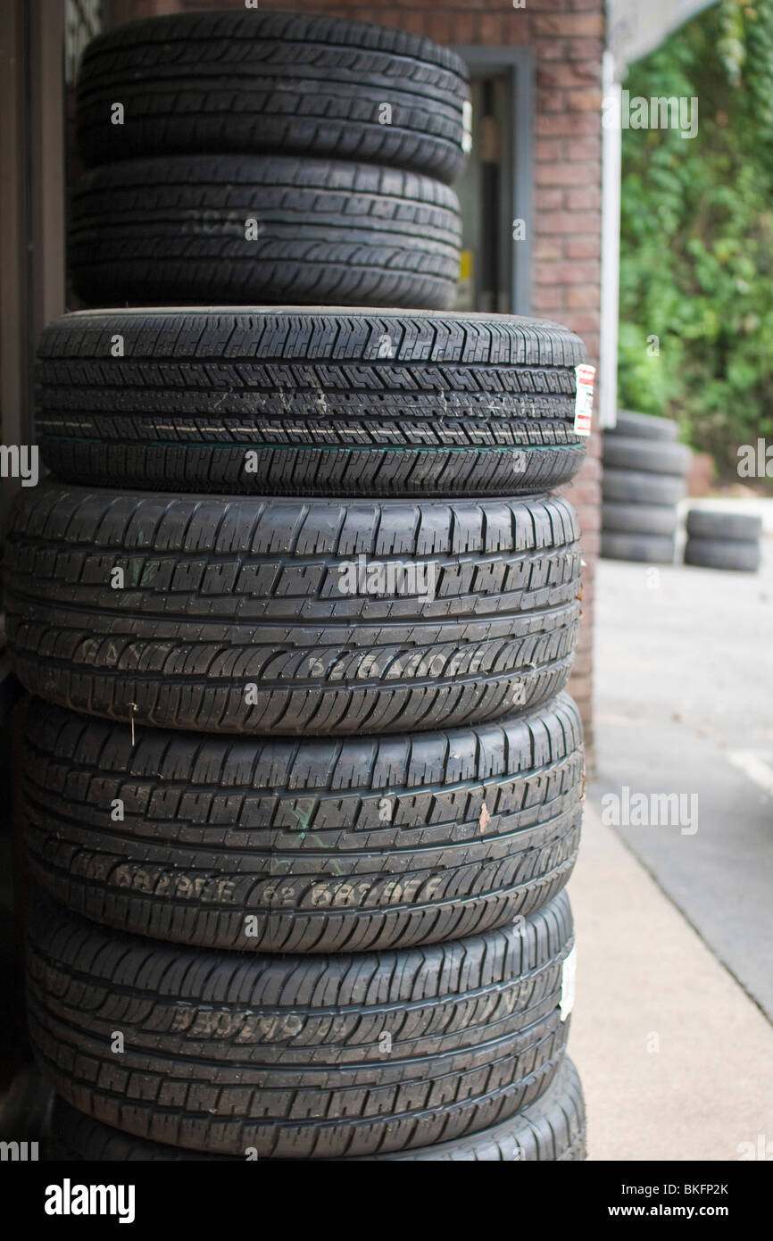Stack of tyres usa hi-res stock photography and images - Alamy
