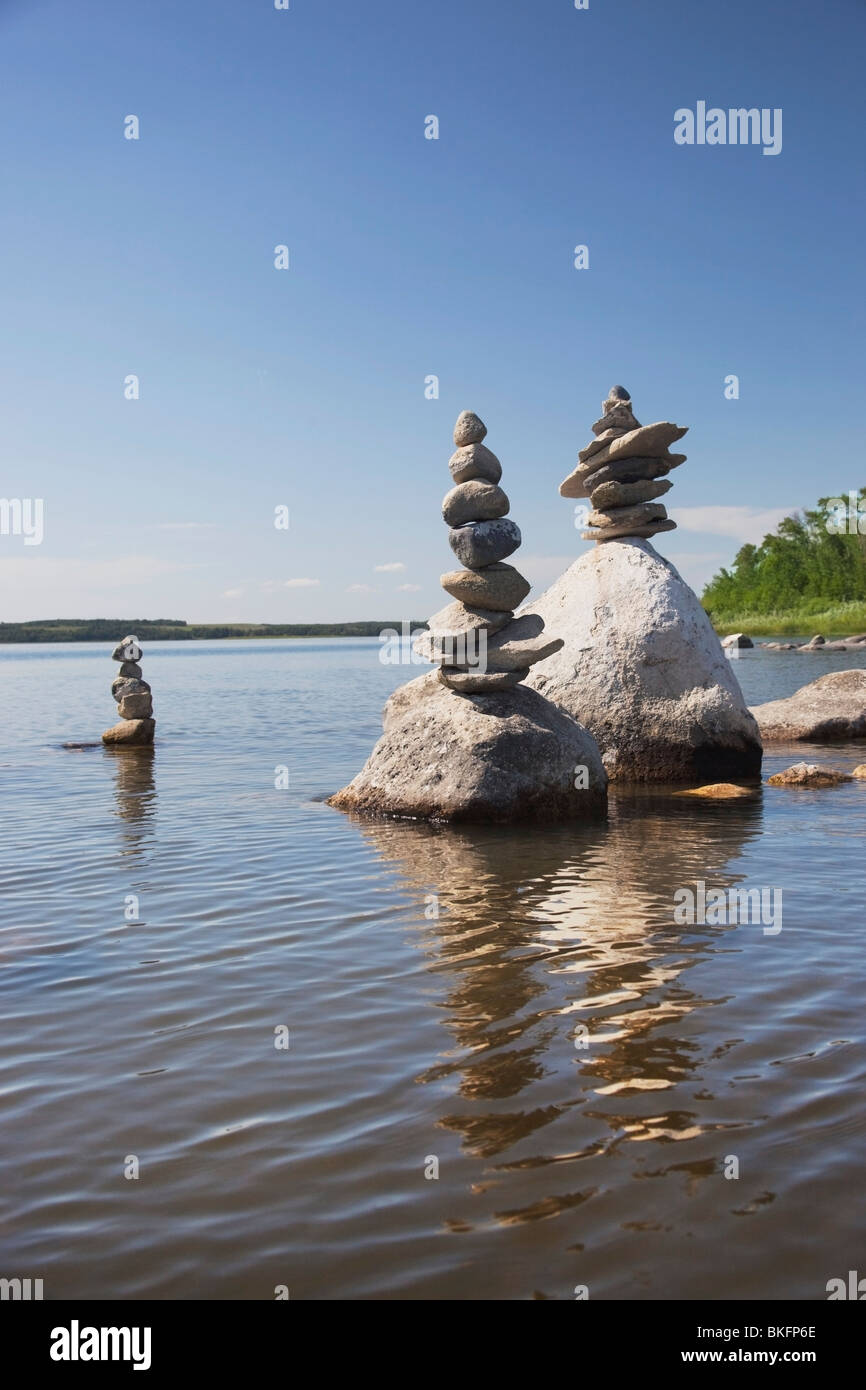 Pile of large rocks hi-res stock photography and images - Alamy