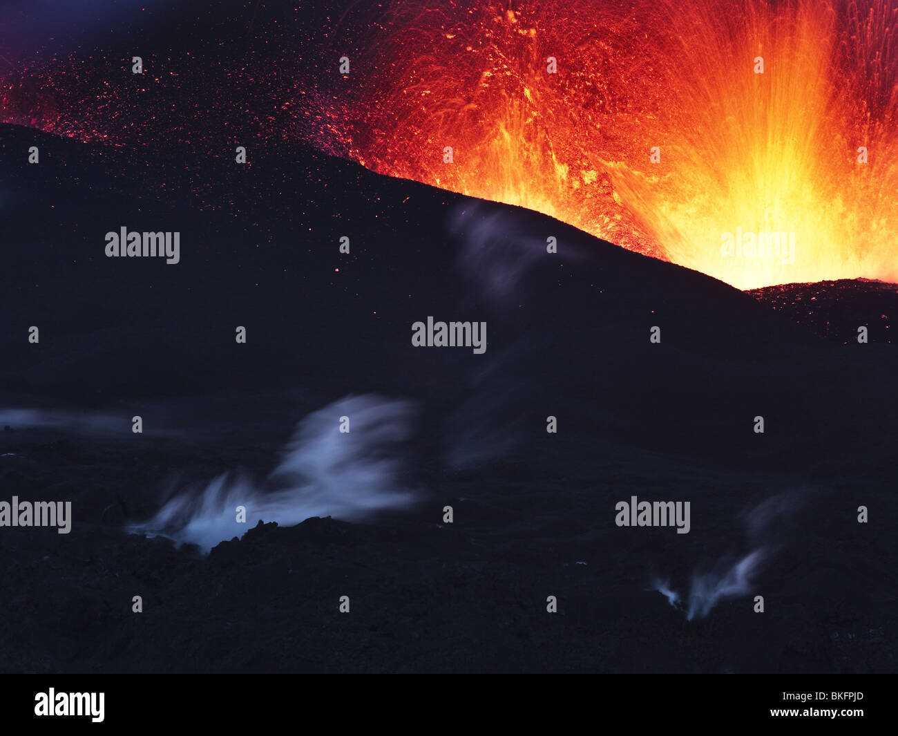 Fire and Ice-volcano eruption in Iceland at Fimmvorduhals, a ridge ...