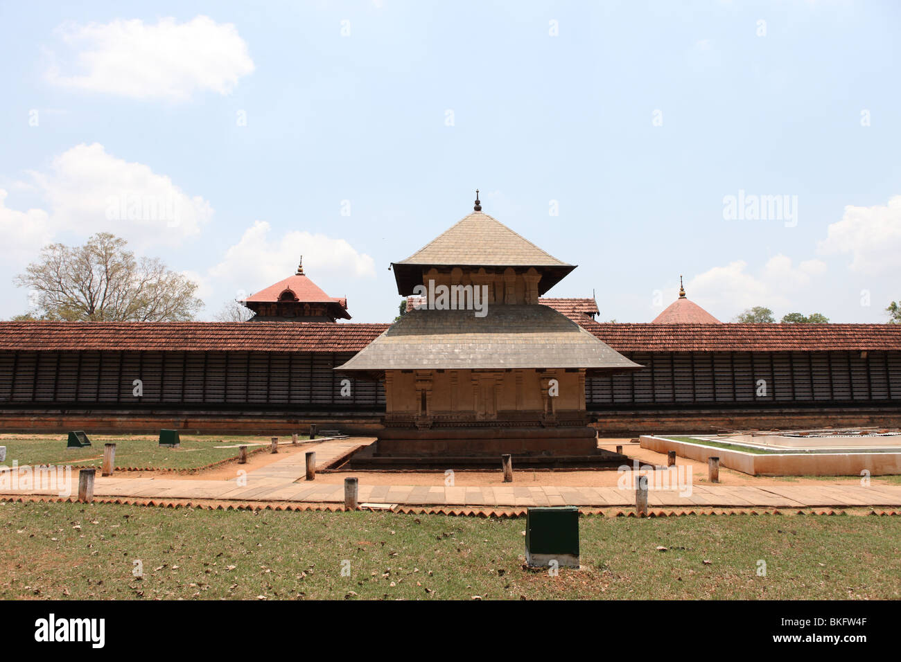 Vadakkunnathan temple hi-res stock photography and images - Alamy