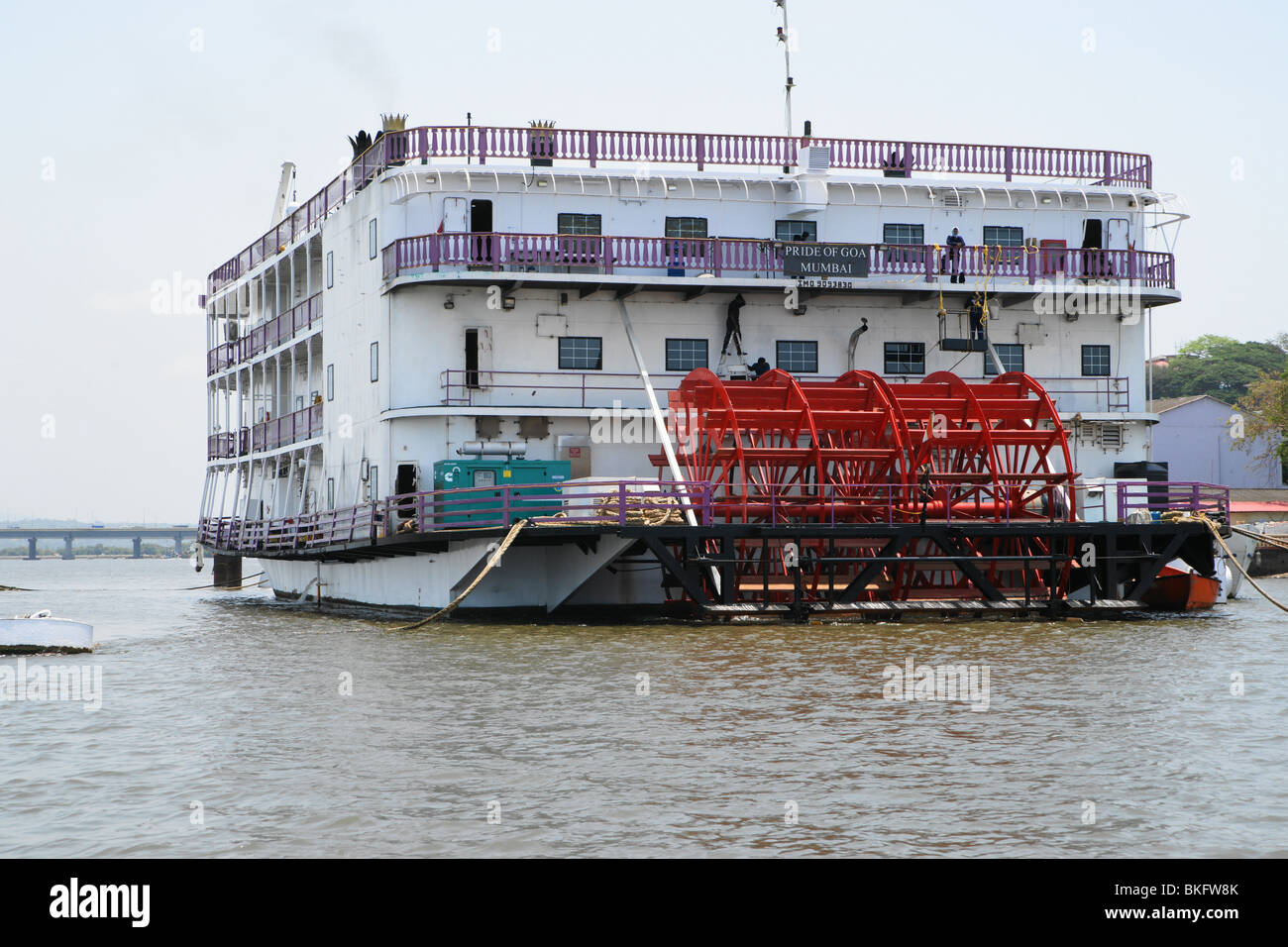 From the mandovi river hi-res stock photography and images - Alamy