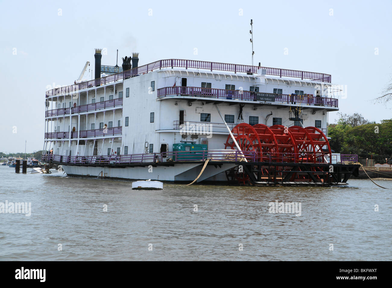 From the mandovi river hi-res stock photography and images - Alamy