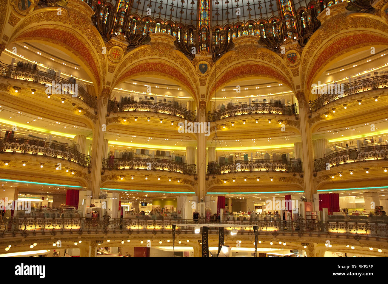 Galeries Lafayette department store on Boulevard Haussmann, Paris ...