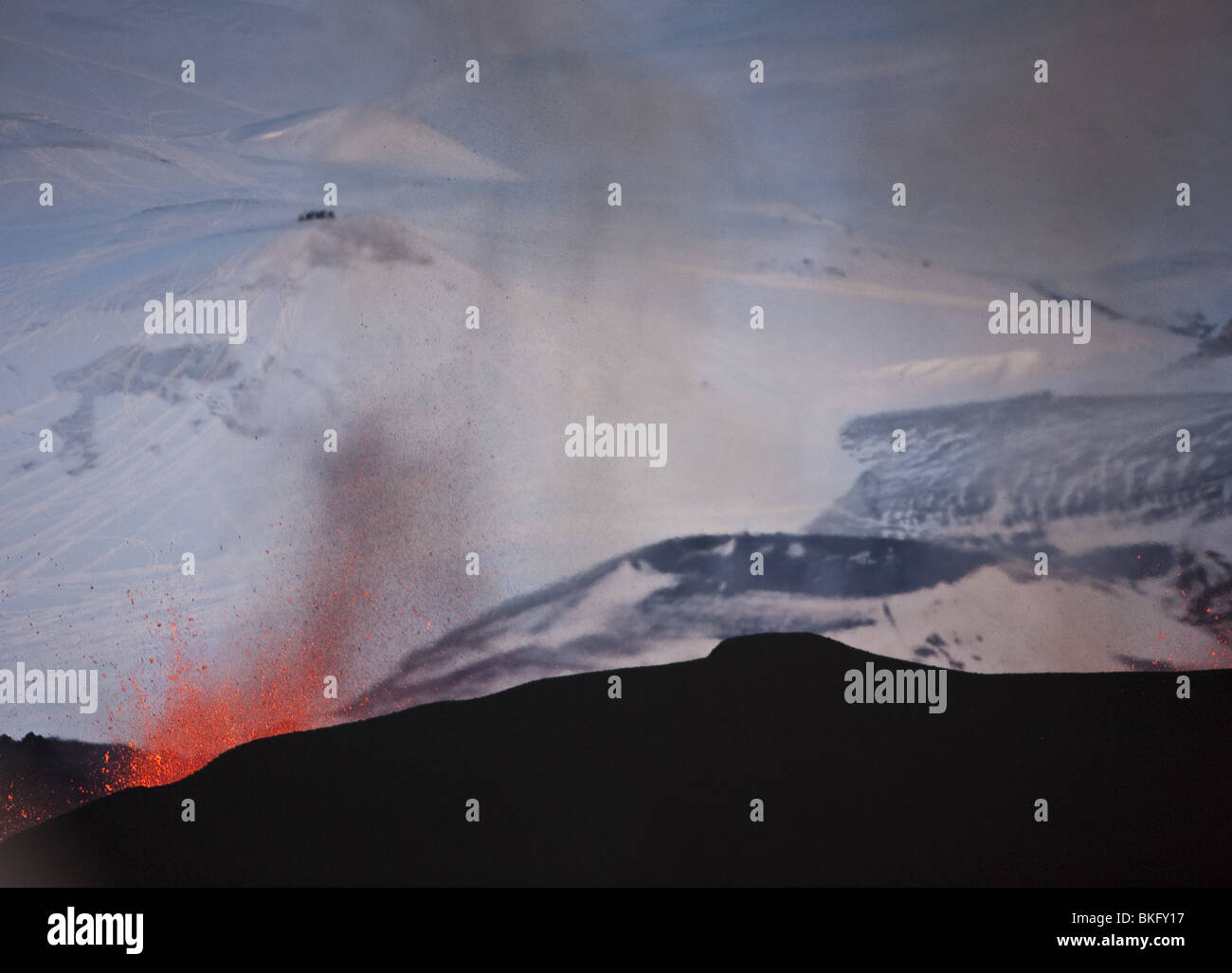 Fire and Ice-volcano eruption in Iceland at Fimmvorduhals, a ridge ...