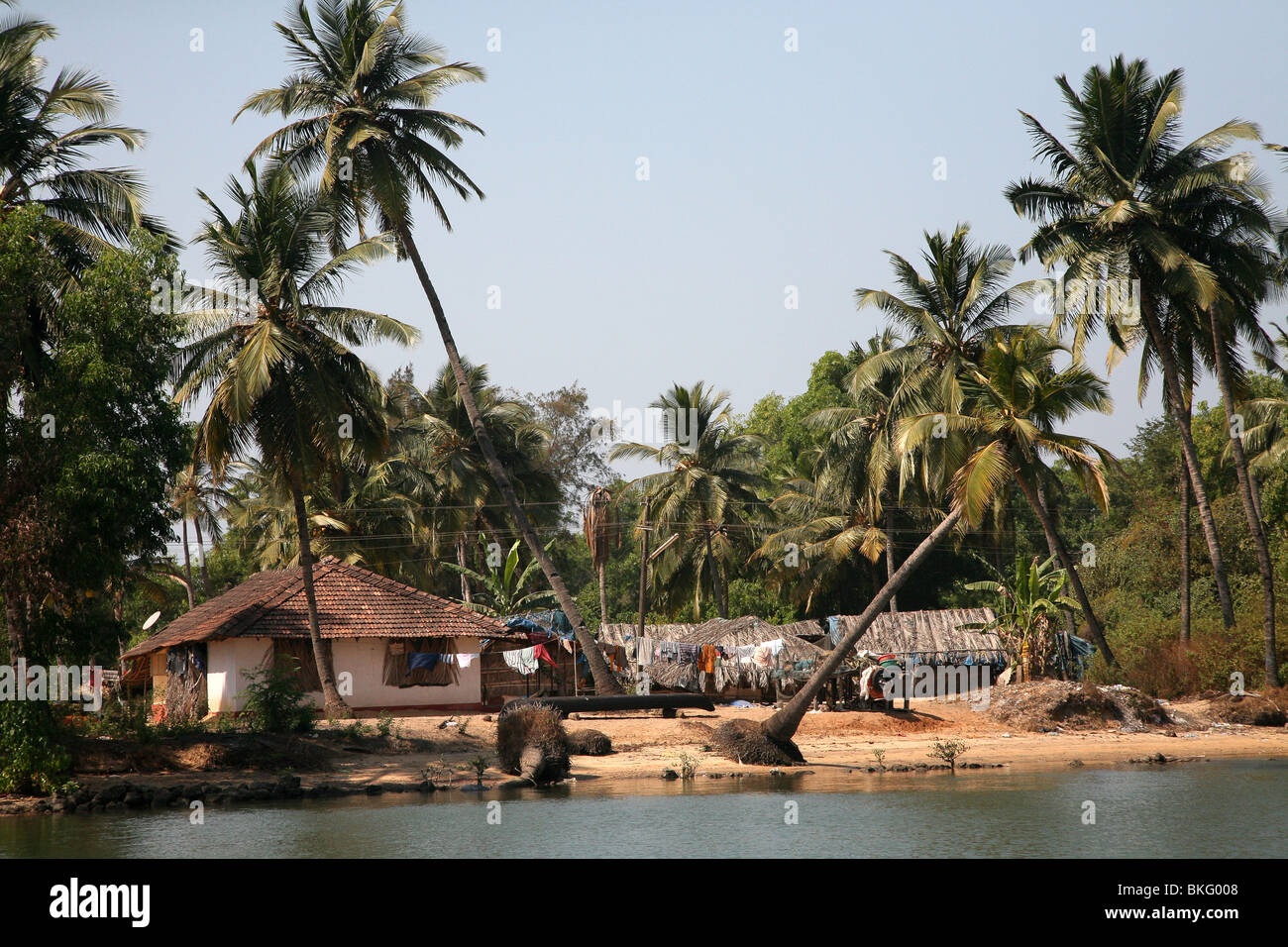 Indian riverside dwelling hi-res stock photography and images - Alamy