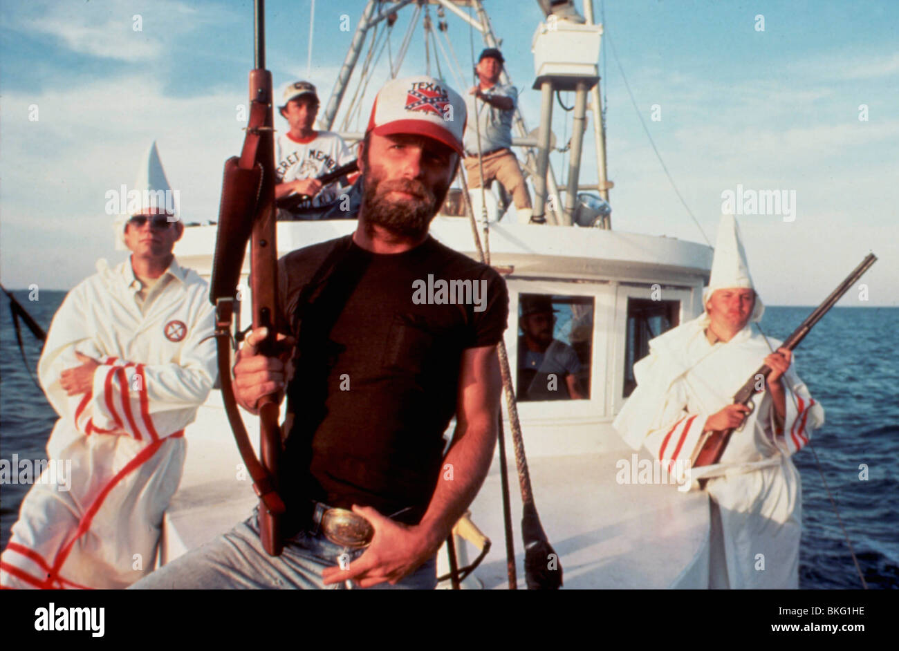 ALAMO BAY (1985) ED HARRIS, LOUIS MALLE (DIR) AMBY 002 Stock Photo - Alamy