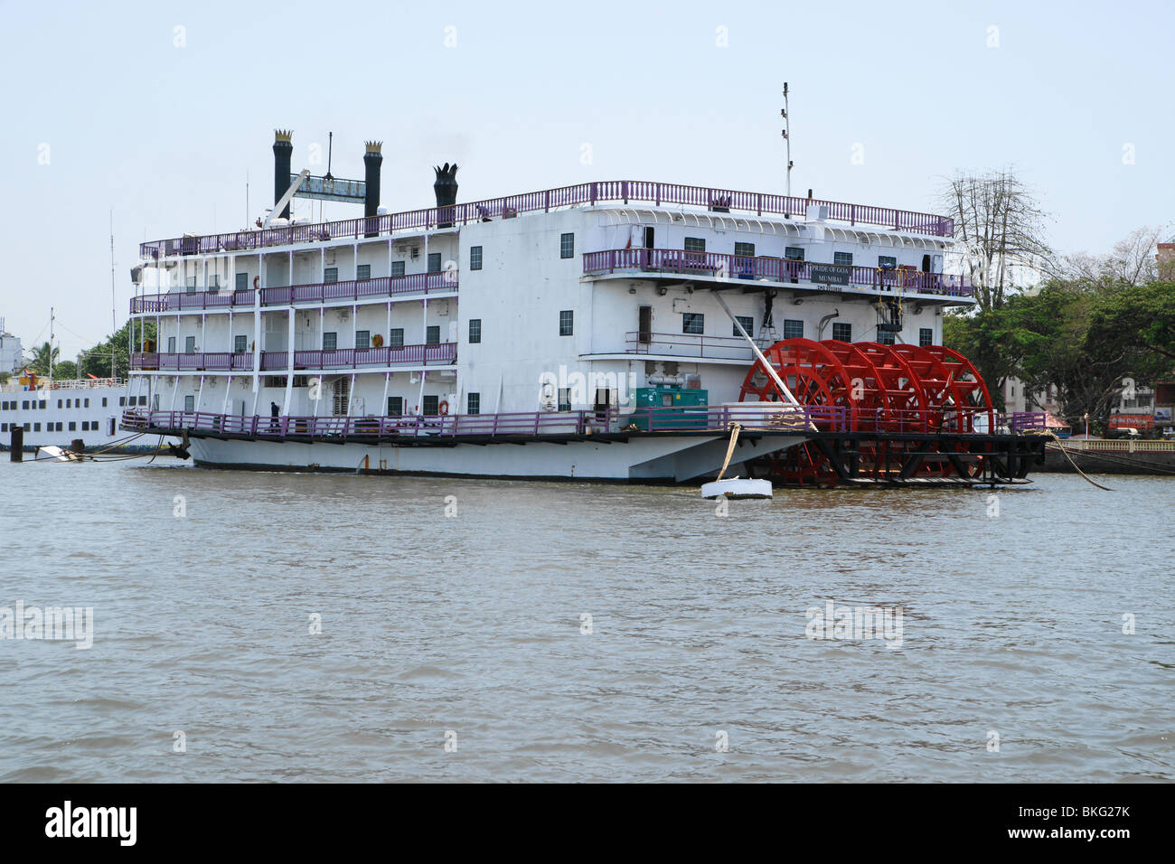 From the mandovi river hi-res stock photography and images - Alamy